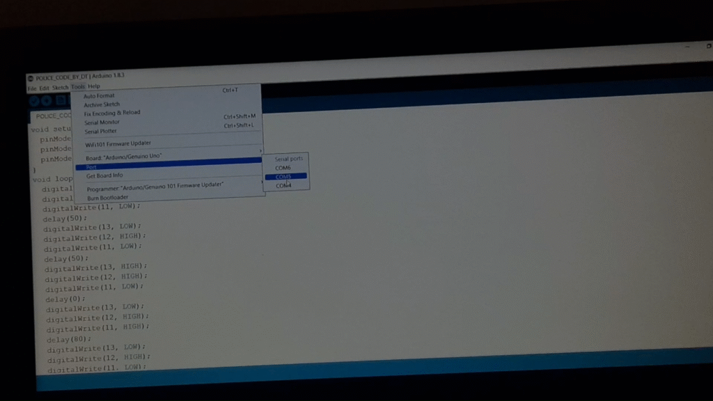 Arduino Police Light Flasher Project — Best DIY for Beginners! - Tinkerzy
